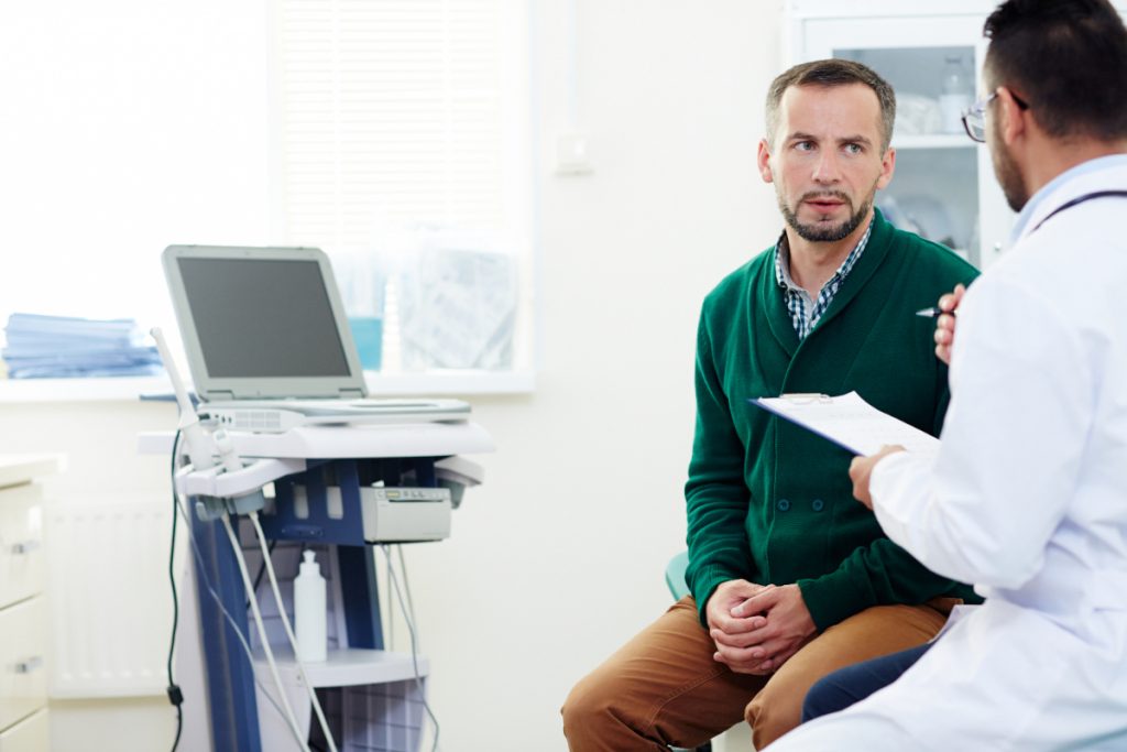 Comprendre le typhus chez l'homme : symptômes et traitements - Virages ...